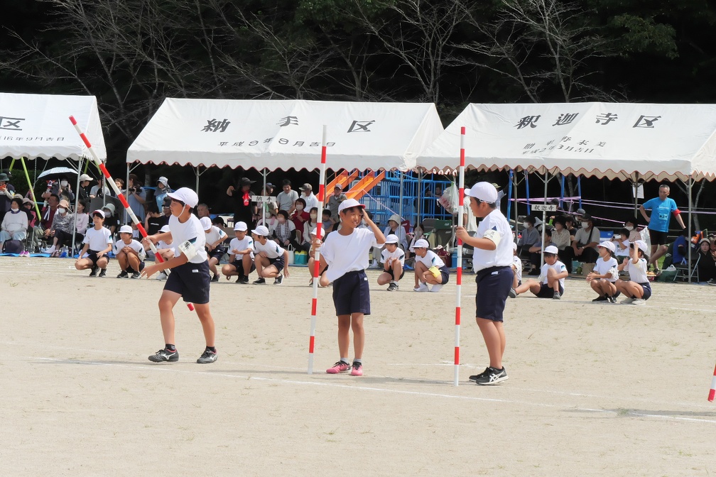 橘小学校 / R05年度（2023） / R051001_運動会 / 15_高学年団体競技 | 橘町メディアギャラリー